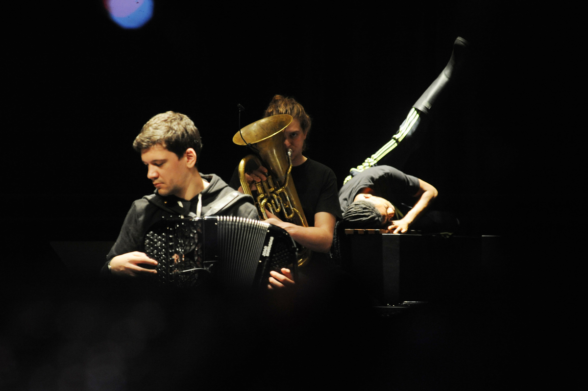 Requiem Pour L. | Fabrizio Cassol, Alain Platel | les ballets C de la B